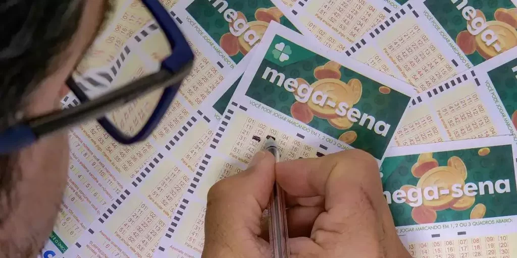 Mala suerte: Ganó 33 millones de dólares en la lotería y murió 24 días ...