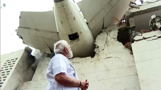 Las cajas negras del vuelo de Air India revelaron las últimas palabras del capitán a su copiloto ...