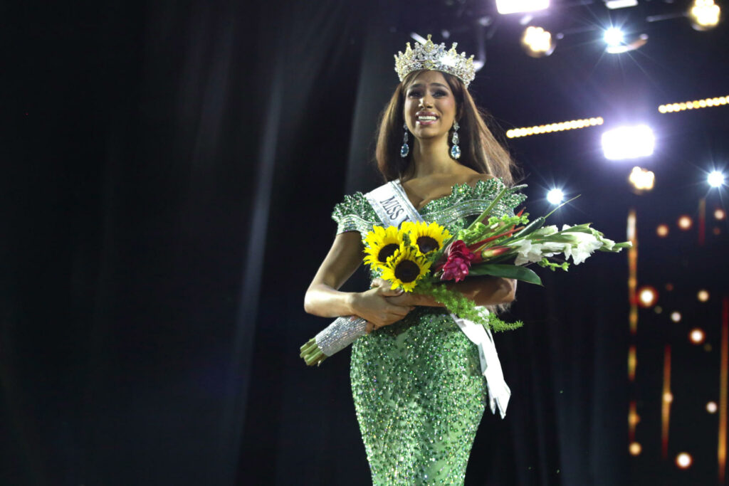 Lina Luaces, sobrina de los Estefan, es la nueva Miss Cuba - Mediatiko