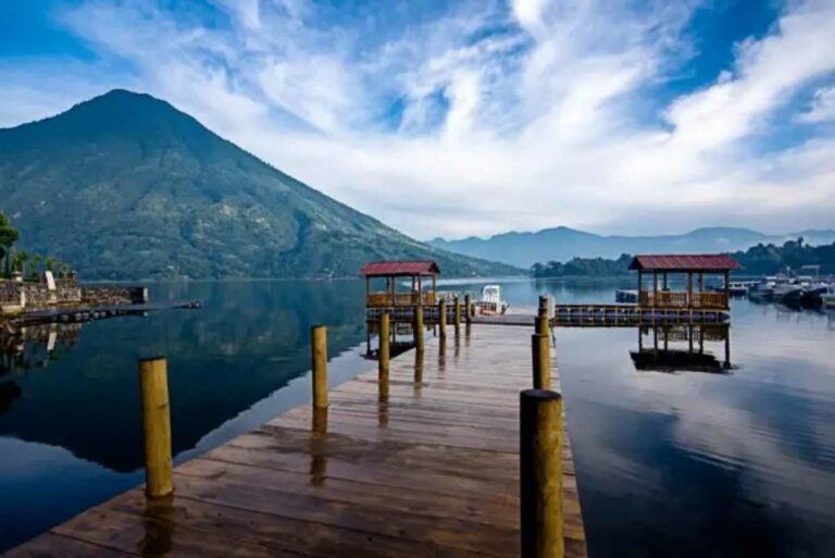 Revelan contaminación en cuenca del Lago de Atitlán - Mediatiko