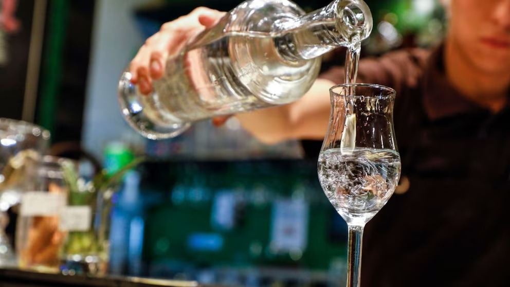 Tres copas de alcohol al día pueden provocar hemorragias cerebrales ...