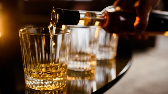 Tres copas de alcohol al día pueden provocar hemorragias cerebrales ...