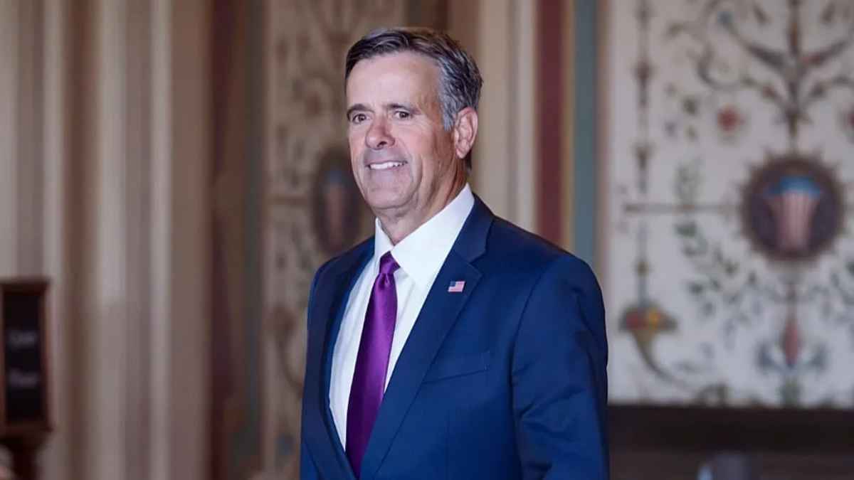 El jefe de la CIA se reunió con la presidenta interina de Venezuela ...